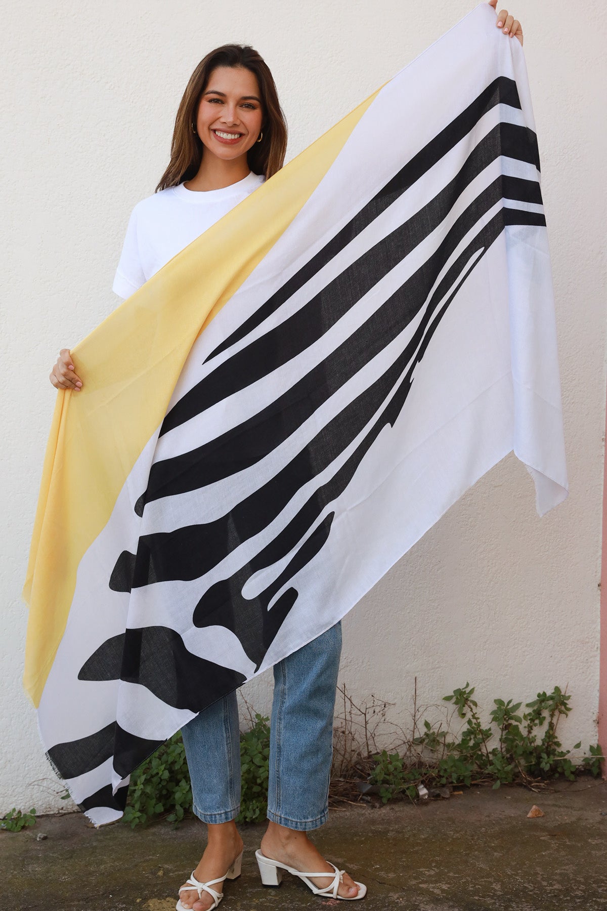 Clearance Scarves – Page 2 – MONTEU